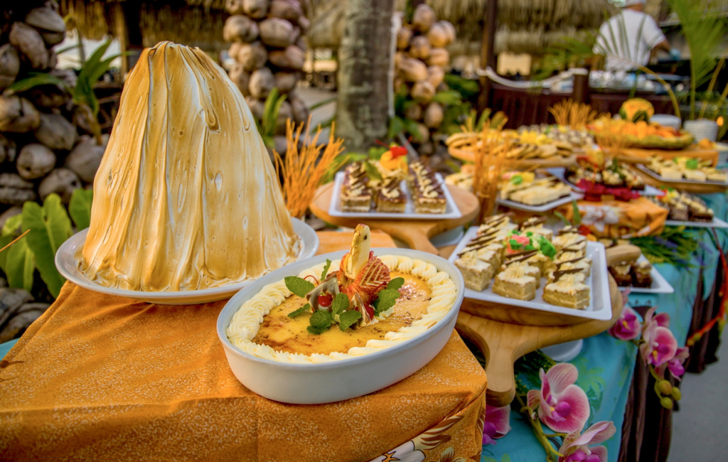 The Edgewater Resort | Feast Night – BBQ & Buffet Dining